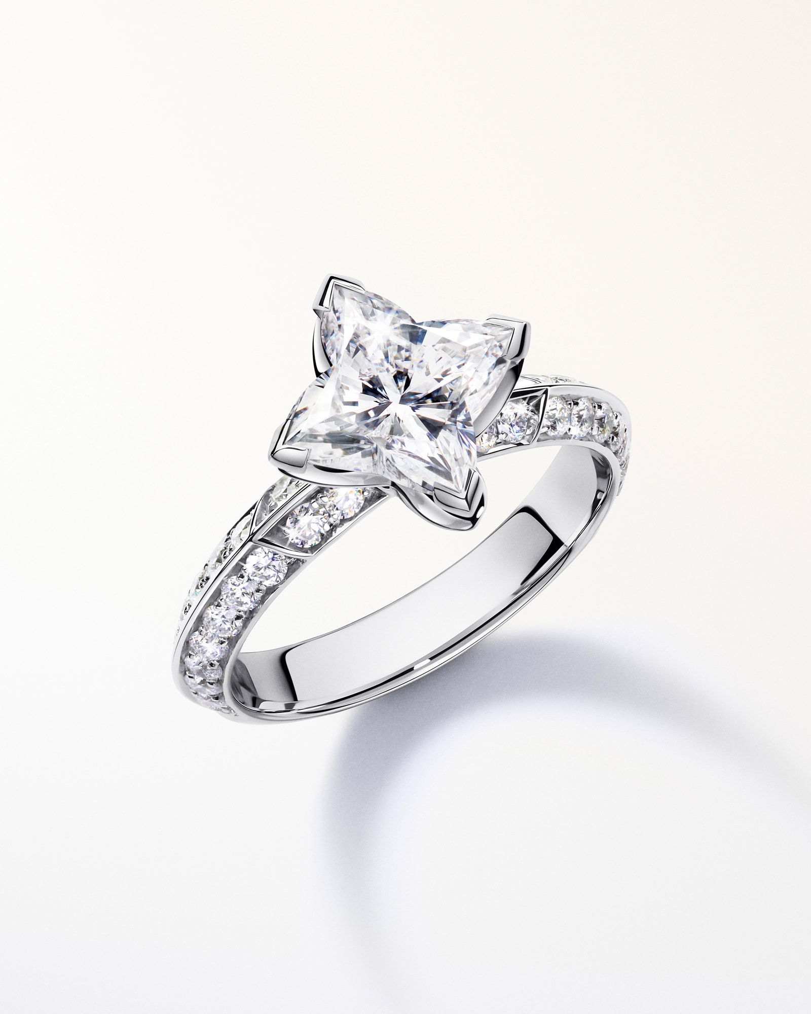 LV Diamonds | Joaillerie | Collection de luxe | LOUIS VUITTON