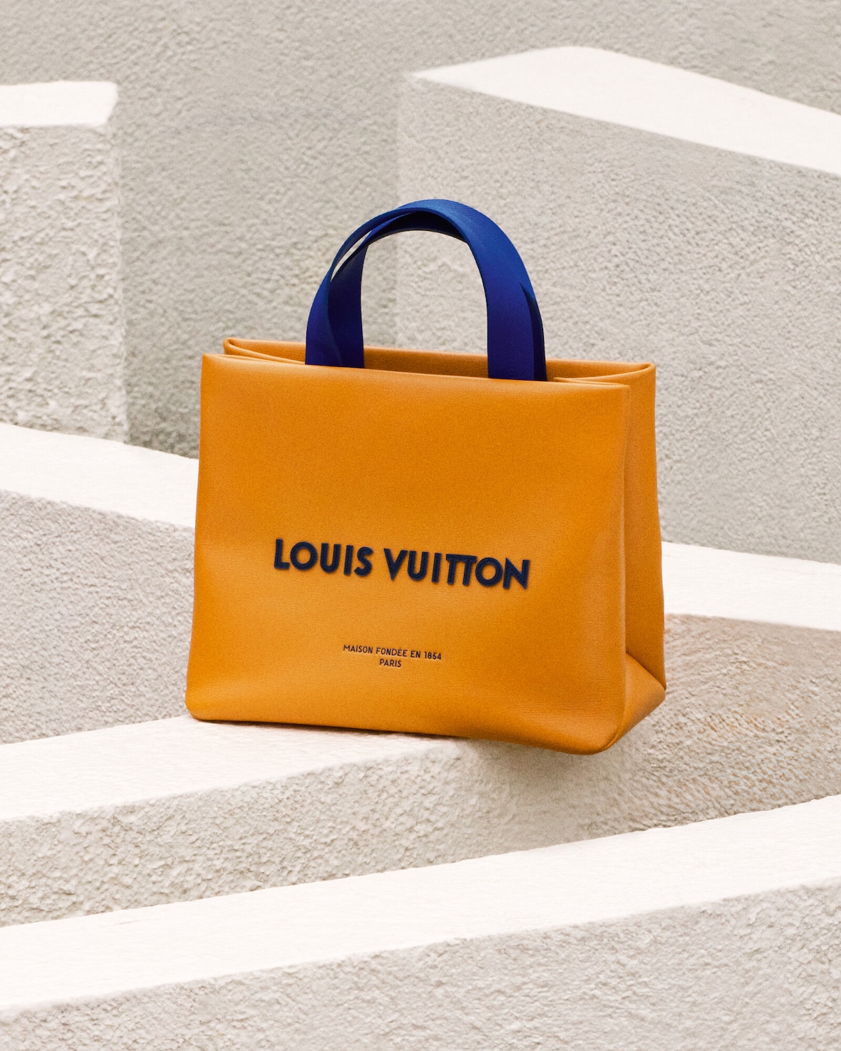 Designer Tote Bags | LOUIS VUITTON