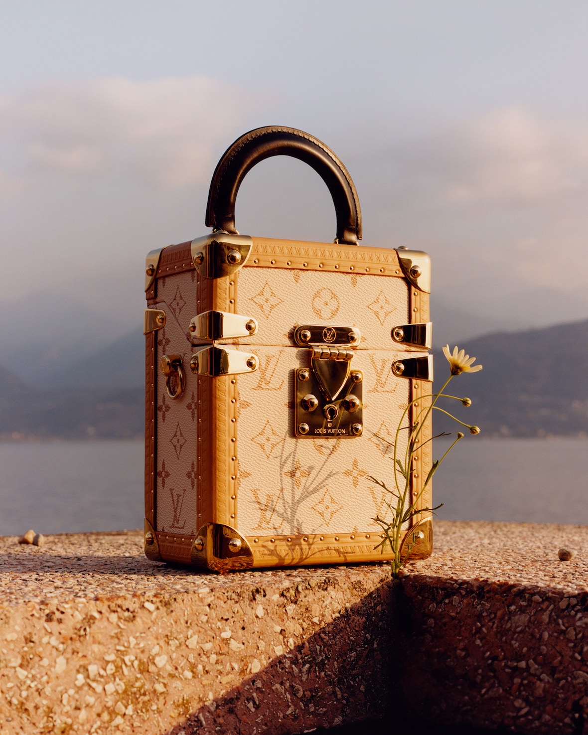 Wearable Trunks Collection for Trunks, Travel and Home | LOUIS VUITTON - 2