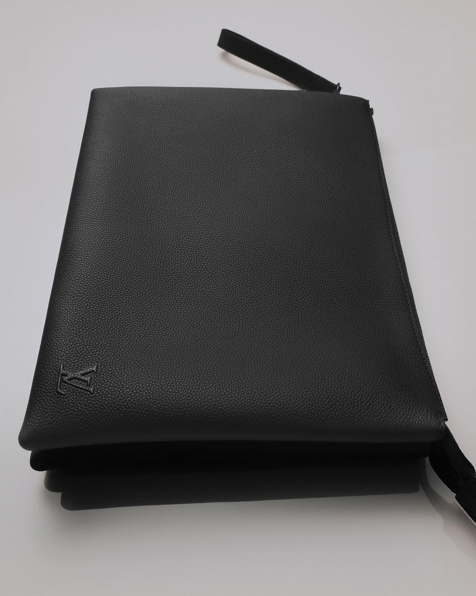 Luxury Designer Pouches and Pochette for Men | Louis Vuitton