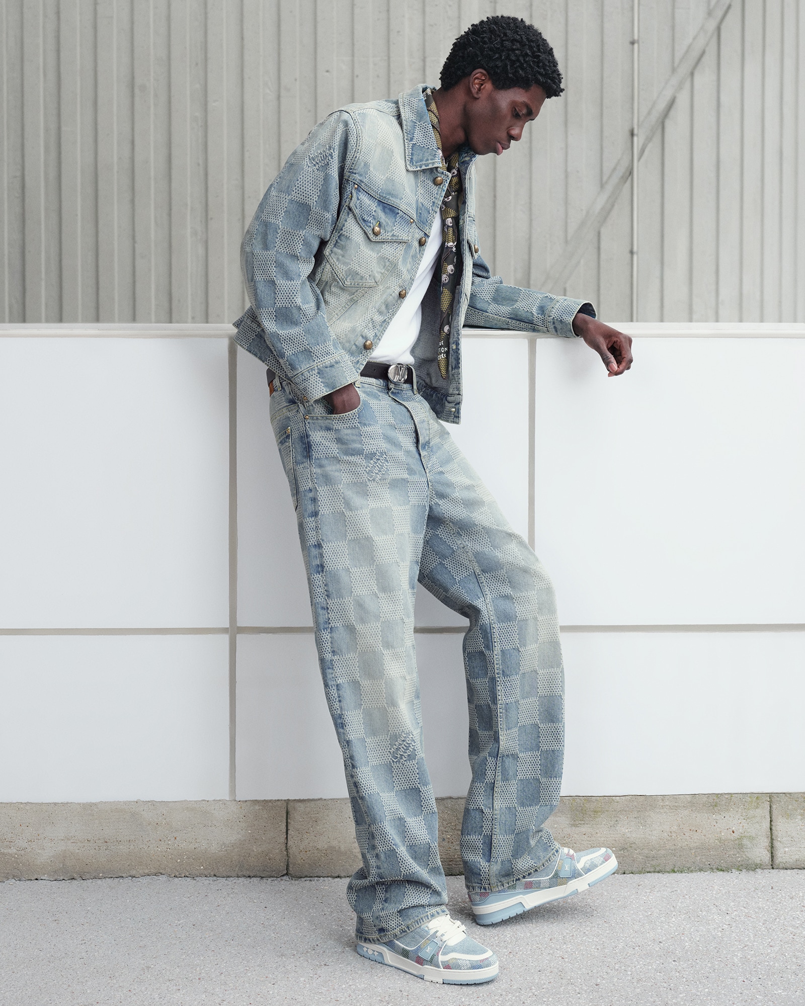 LV Trainer-男士运动鞋-休闲运动鞋-男士 | 路易威登LOUIS VUITTON官方线上旗舰店