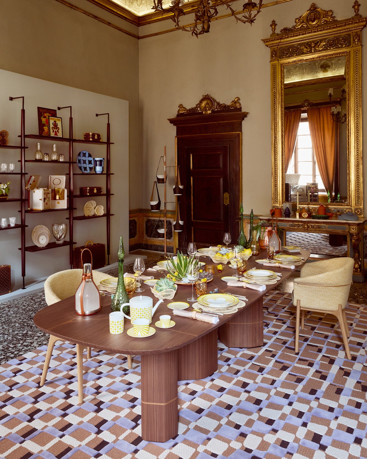 Cup and Plate Sets, Luxury Dinnerware | LOUIS VUITTON