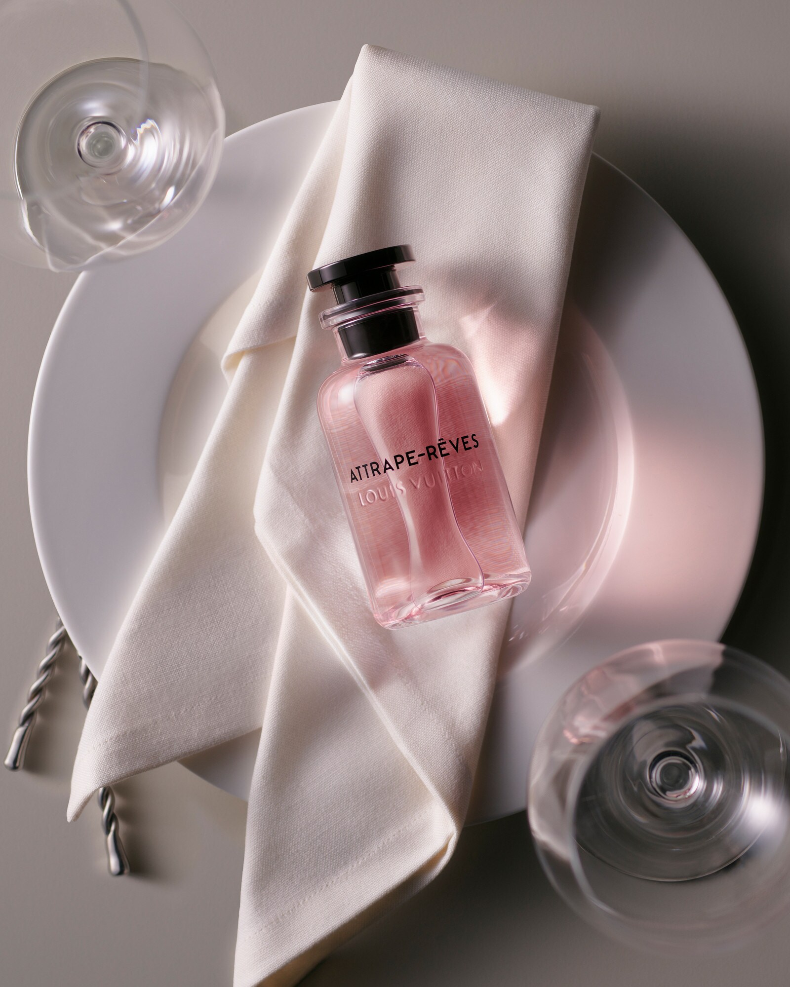 Designer Perfumes for Women | LOUIS VUITTON