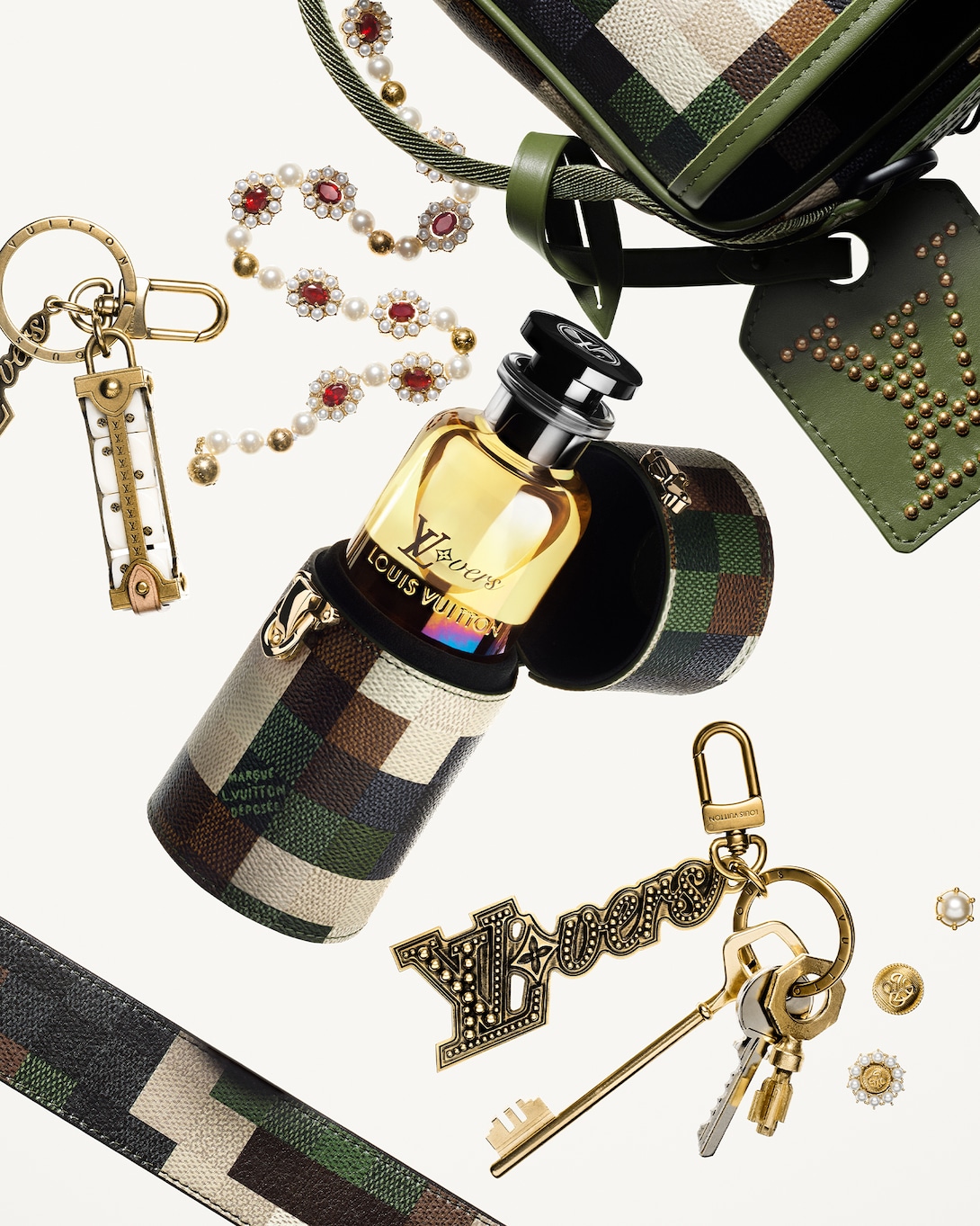 Designer Perfumes and Luxury Fragrances Selection | LOUIS VUITTON