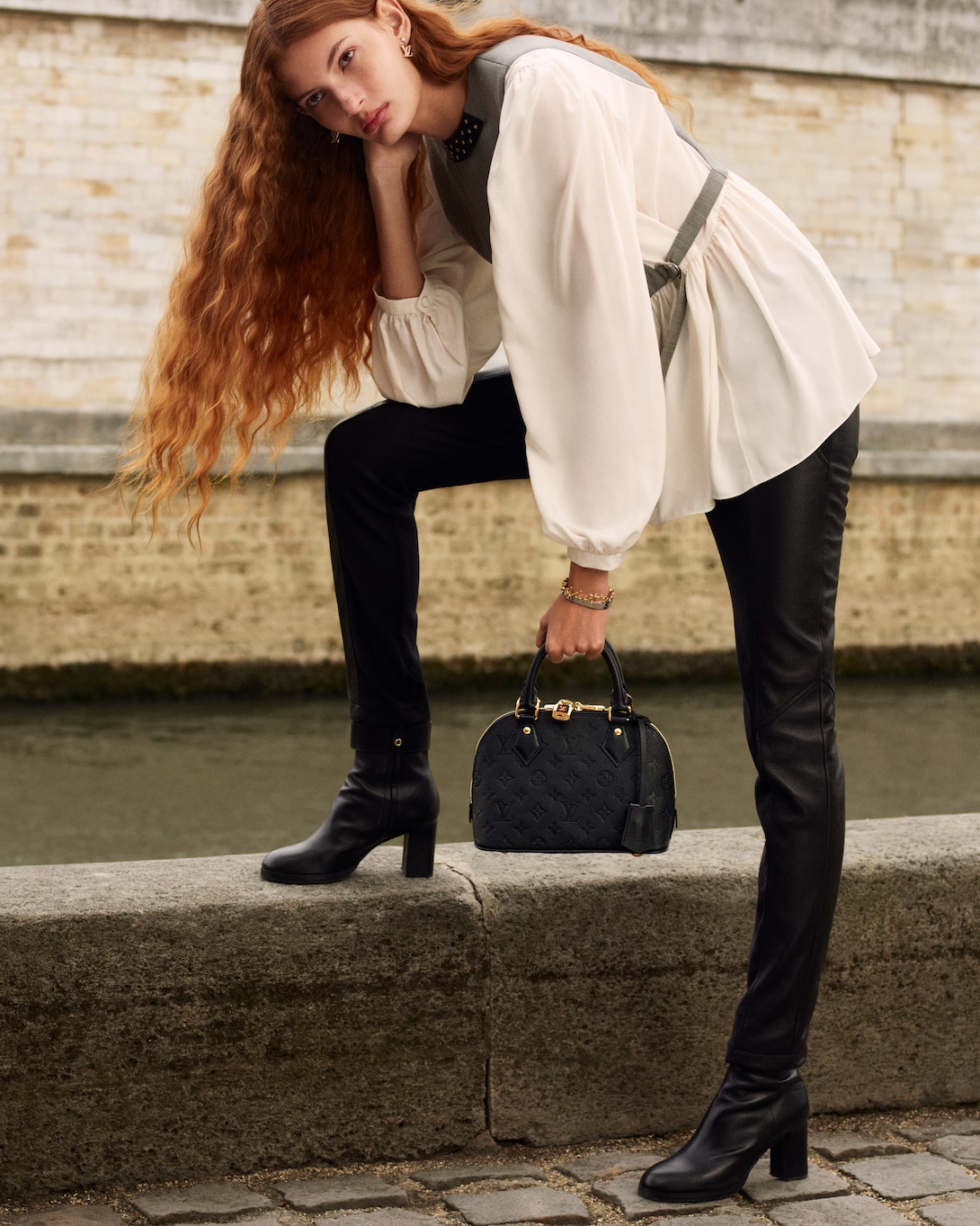 Alma LV Icons Women Bags | LOUIS VUITTON