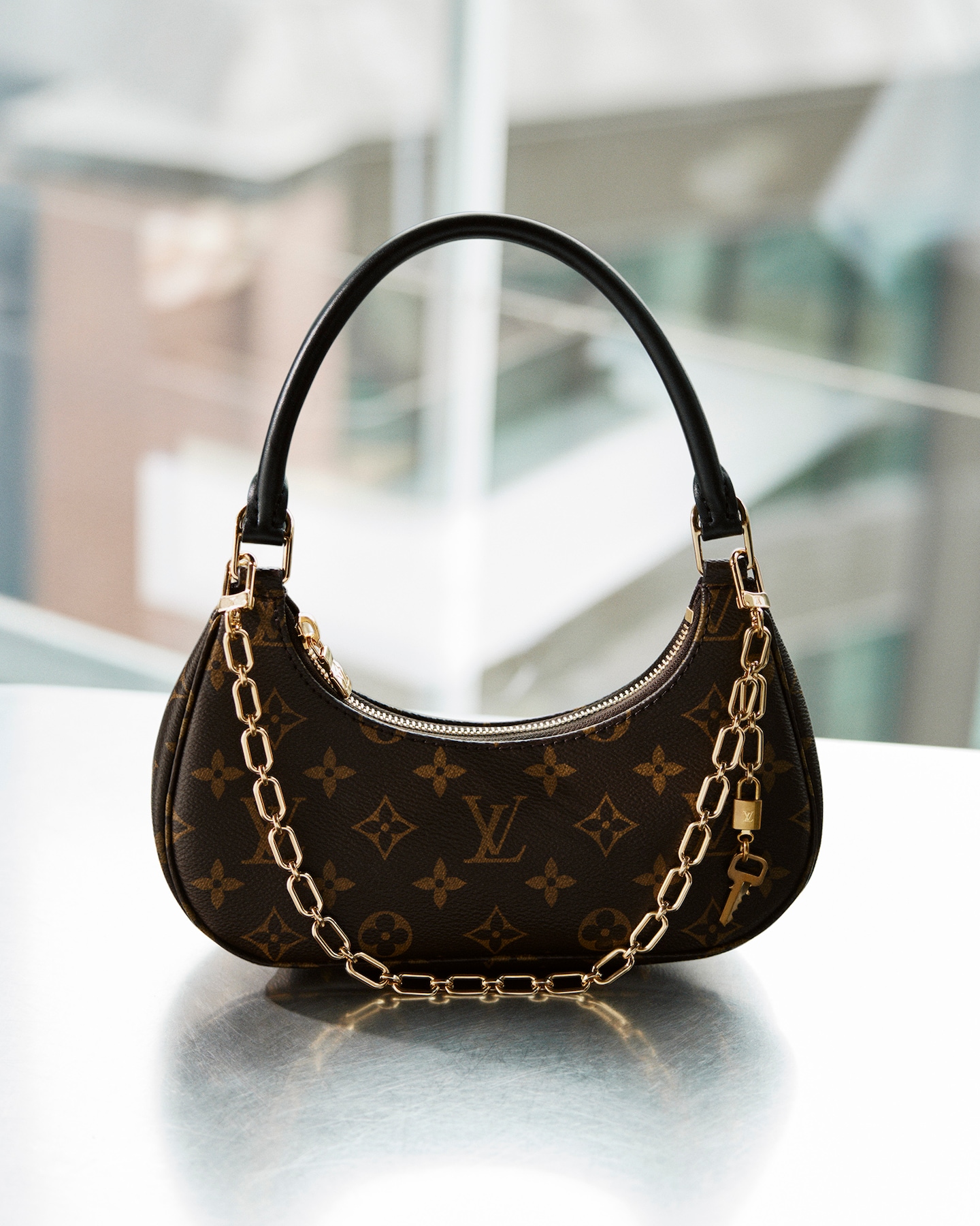 New Arrivals: Designer Wallets & Small Leather Goods | LOUIS VUITTON