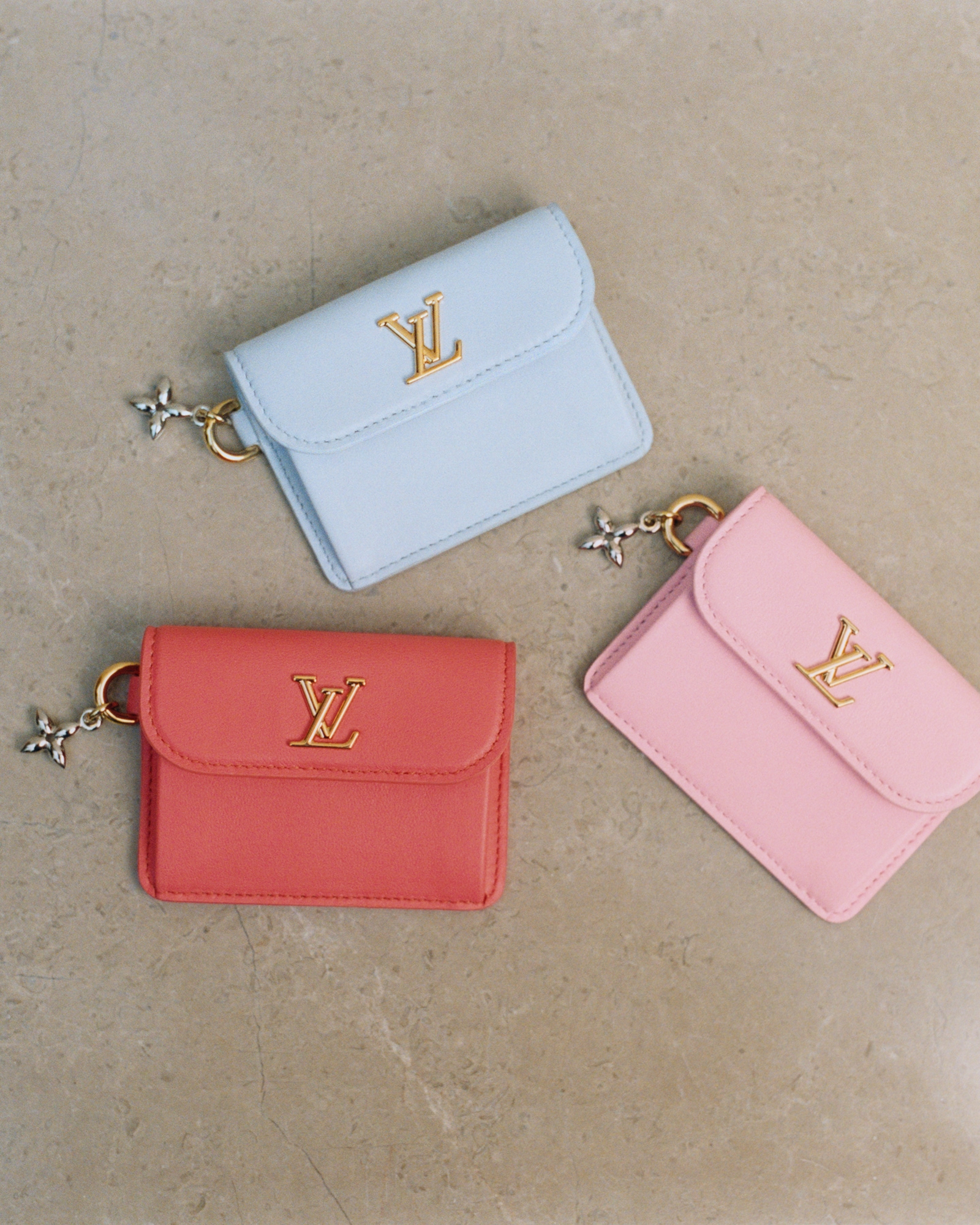 Women’s Card Holder and Wallet | LOUIS VUITTON