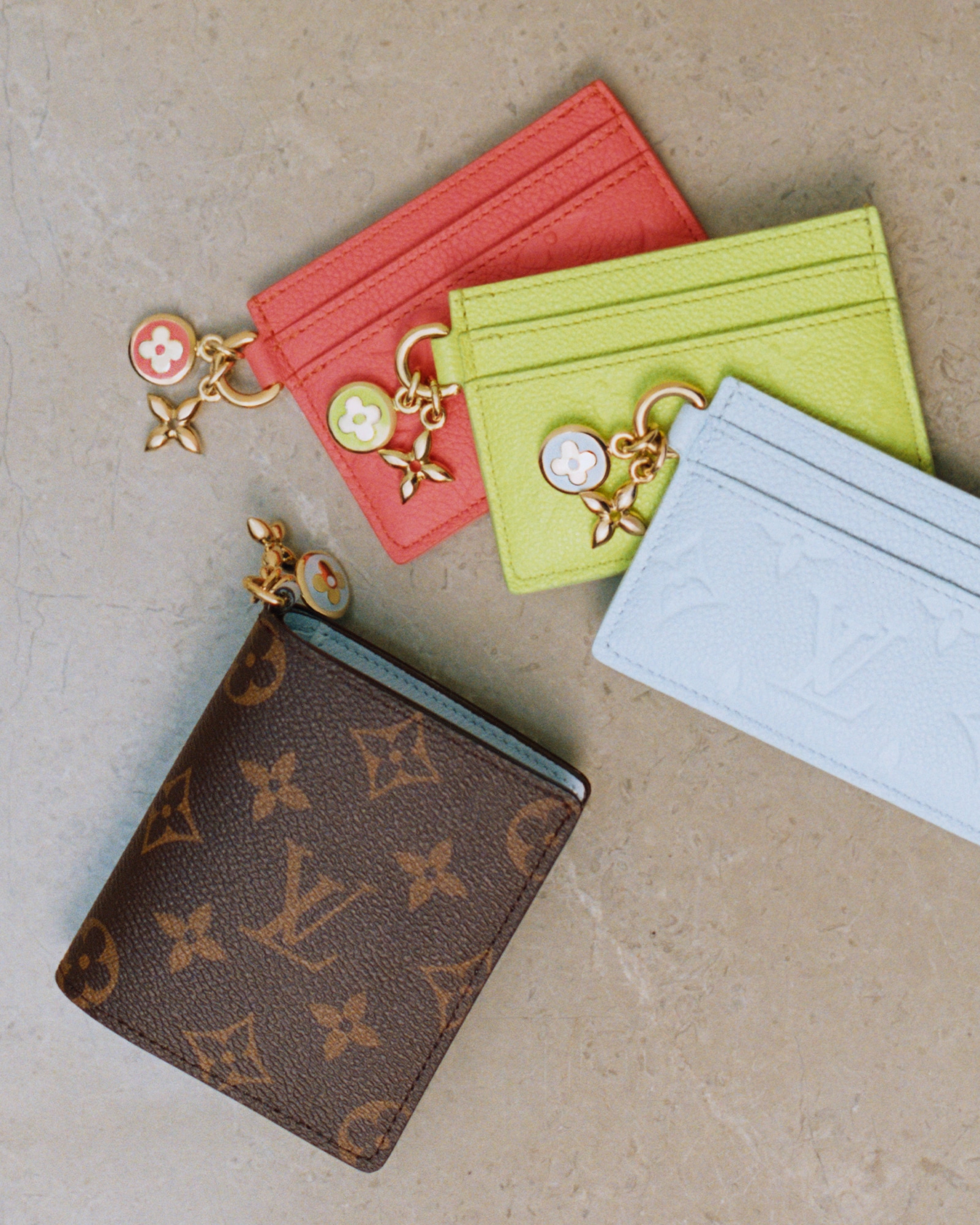 Pochette Bags & Pochette Accessories | LOUIS VUITTON