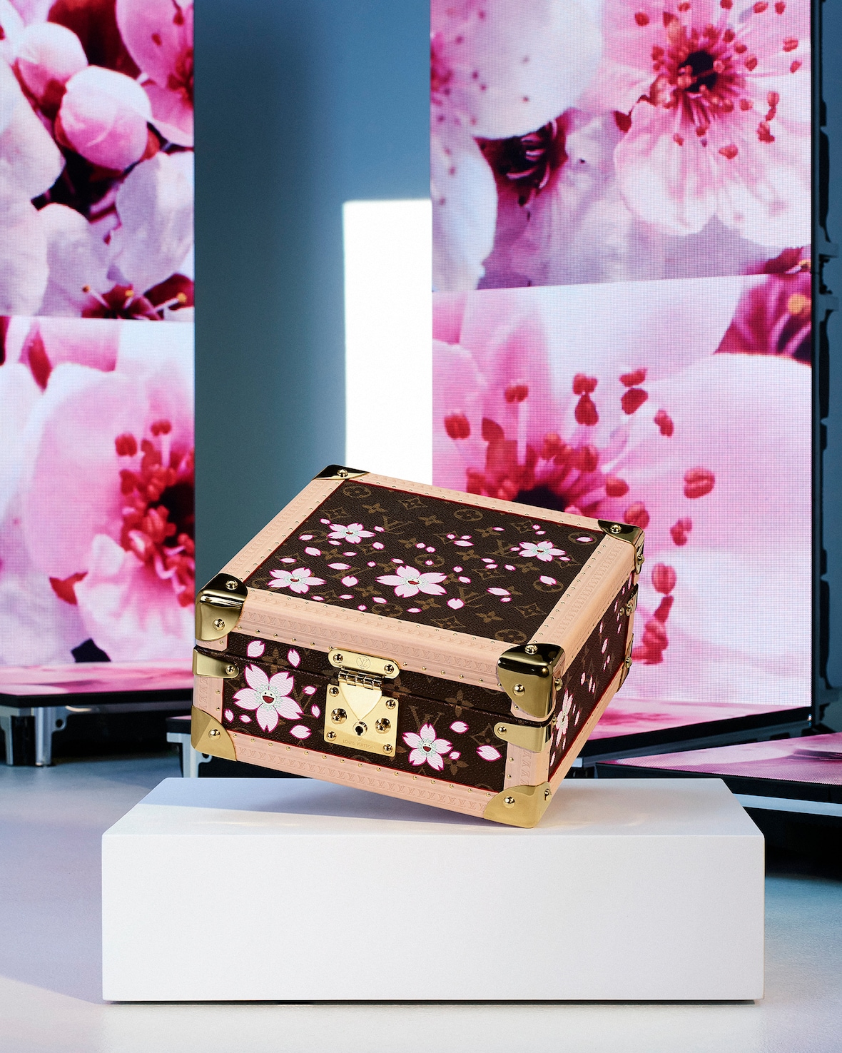 Boxes Collection for Trunks, Travel and Home | LOUIS VUITTON